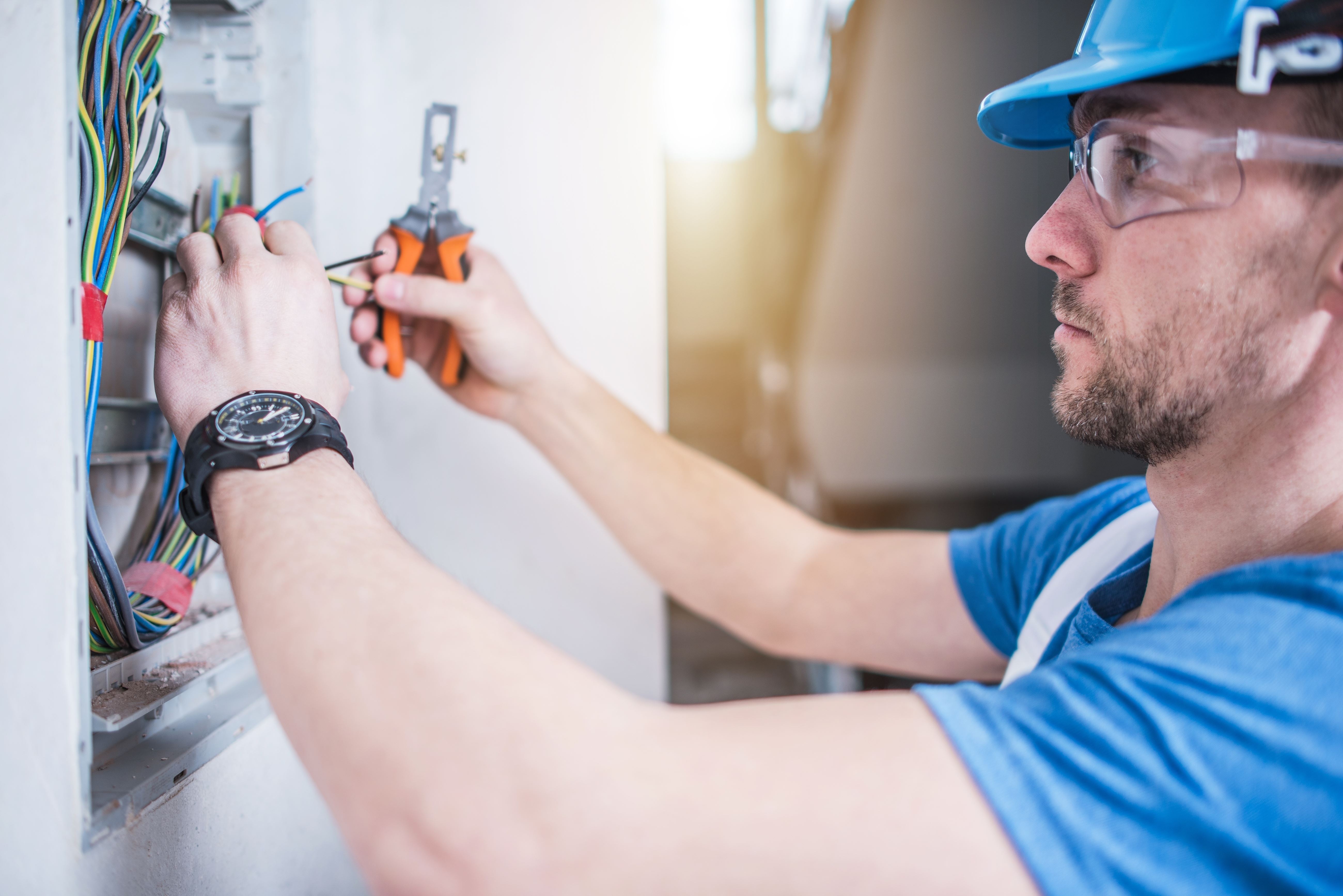 When Choosing a Residential Electrician in Comal County, TX